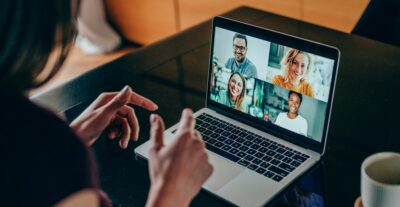 5 Reasons Why the Internet Made Our Lives Much Easier – GetHow